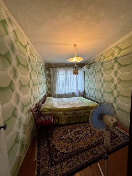Продается 4/2/4 на Ц-5
