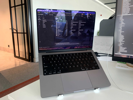 Mackbook 14 M1 pro (10-core, 16- gpu)  16 / 1tb