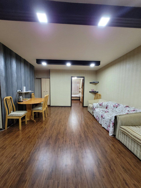 Продам квартиру Буюк ипак йули 2/3/5 55м2\\nОриентир: гостиница \\\