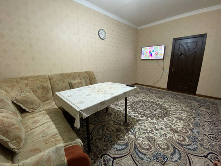 Yashnobod panelniy massif 3/1/4 oilaga ijaraga beriladi