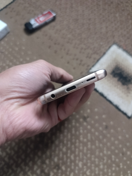 Samsung s9 продаётся