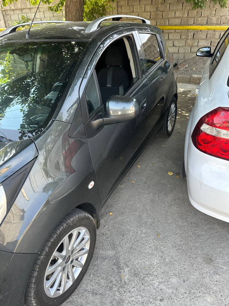 spark 2019 srochna sotiladi