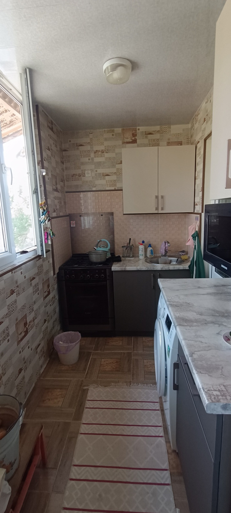 Продается квартира Алмазарский р-он, Массив Кара/Камыш 1/1