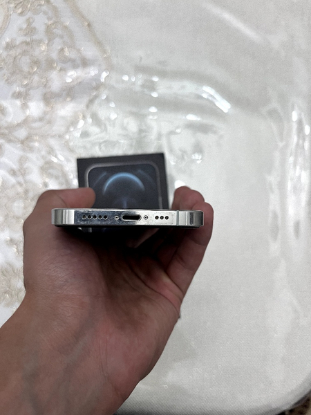 Iphone    12 pro