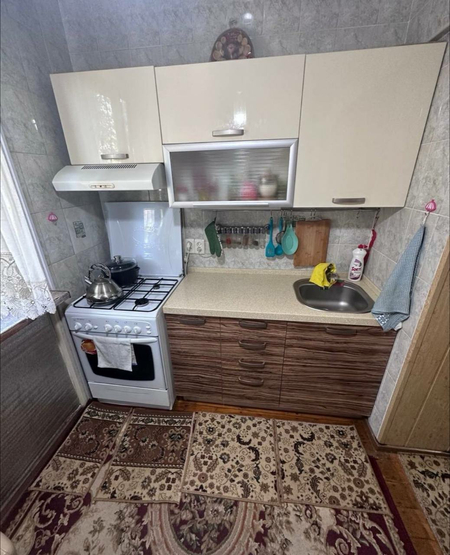 Чиланзар 1кв Срочно Продается квартира 77-Серия 2*3/2/4