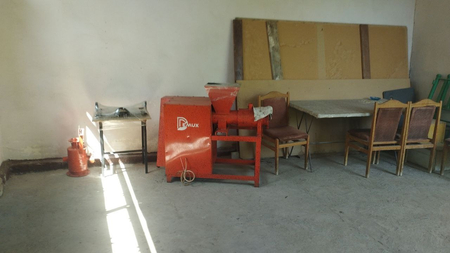 Sovun ishlab chiqaradigan stanok sotiladi