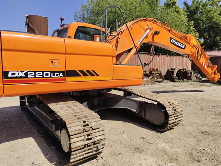 Doosan DX220 LCA