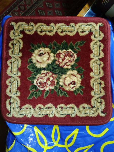 Коврики на стулья, сидушки