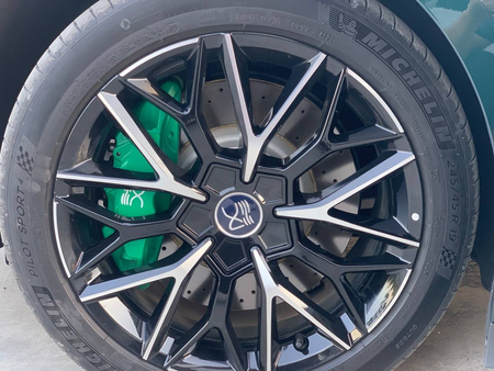 Byd haz limited edition 3.9s. Eng full