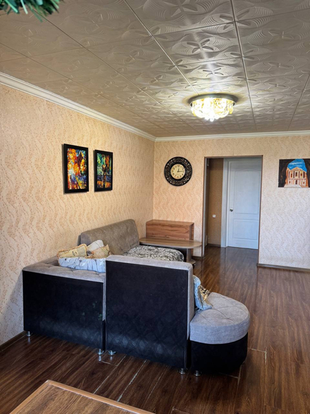 Продается квартира 3 комнатная