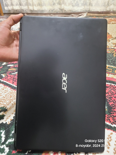 Acer noutbok 8 azu 1T