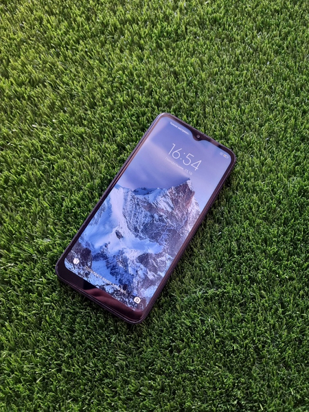 Redmi 8 sotiladi
