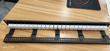 Patch panel 24port server shkaflar uchun