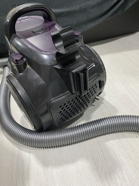 Продается пылесос BOSCH