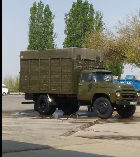 Zil 130  narxi keliwiladi