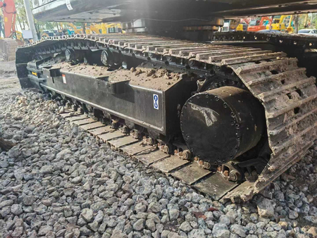 Гусеничный экскаватор SANY SY215 21 тоннали
