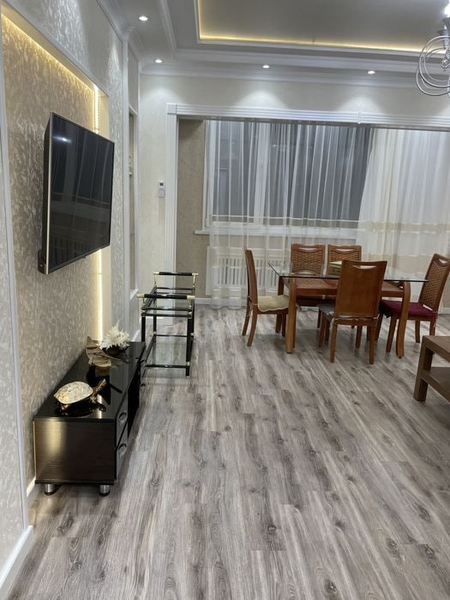 Аренда 2х комнатная квартира на Дружба Народов