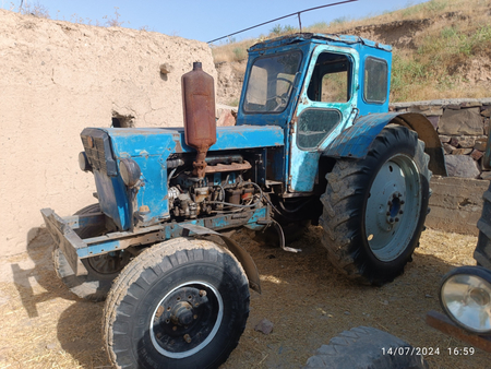 T40 traktor prastoy perdok