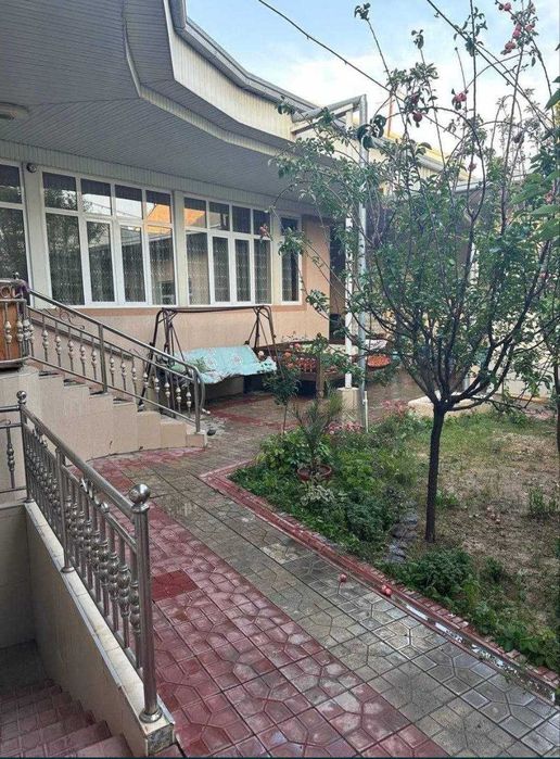 Срочно Учтепа тумани Латифгузар махаллада уй сотилади.