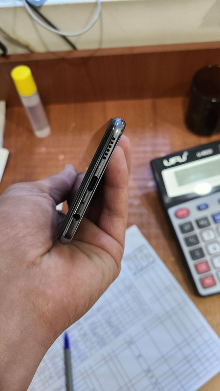 vivoV21e128gbsotiladi