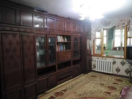СРОЧНО продаётся 3-х комнатная квартира ул Гагарина