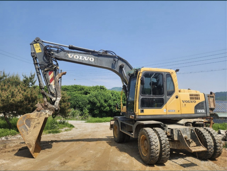 Ekskavator Экскаватор Volvo EW145B