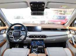 Umid Avtoda Aksiya yillik 8%dan JRTOUR X90 PLUS 2023YIL