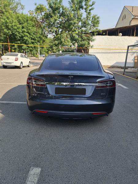 Продам Tesla model S, dual motor