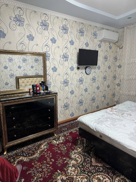 Продаю 4 ком 40 лет Пабеды