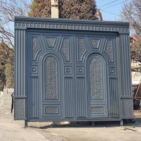 Barcha turdagi temir darvozalarni buyurtma asosida tayyor lab beramiz