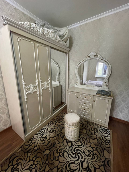 Mebel spalnaya sostoyaniyasi zor matrasniki bilan sotiladi yaxshi mebe