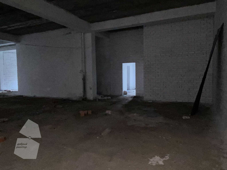 (Добрый) ул. Кичик Бешагач • 250 м² • 1 этаж • Витражи • Парковка