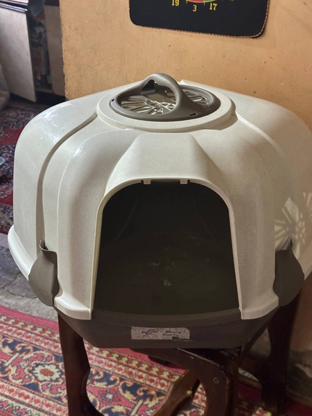 Кошачий туалет  практически новый