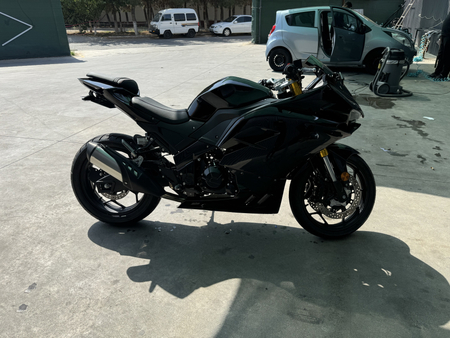 Moto sotiladi 400kub