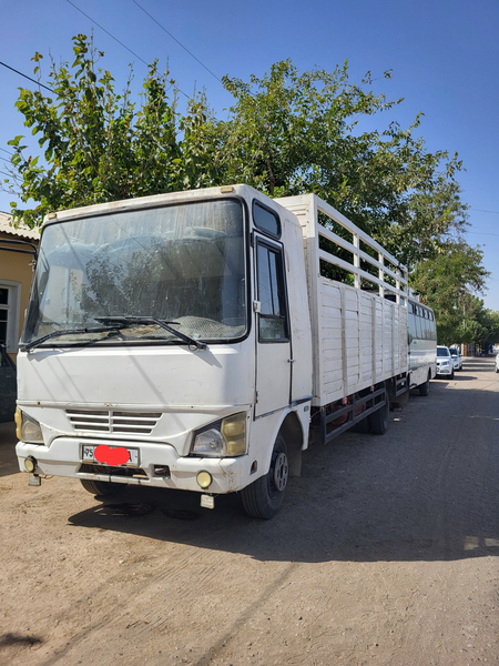 Isuzu bartavoy sotiladi
