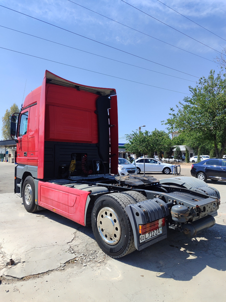 Mercedes benz actros