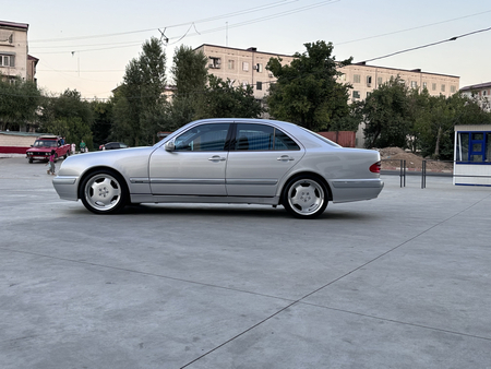 Mercedes-Benz w 210 авангард год2000