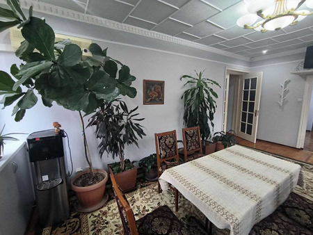 Rent a 4 rooms house in the center of Tashkent near Grand Mir Hotel