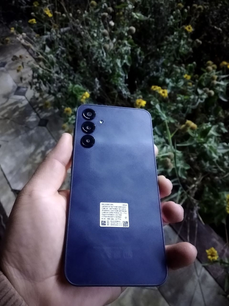 Samsung galaxy a 25 sms yoziylar