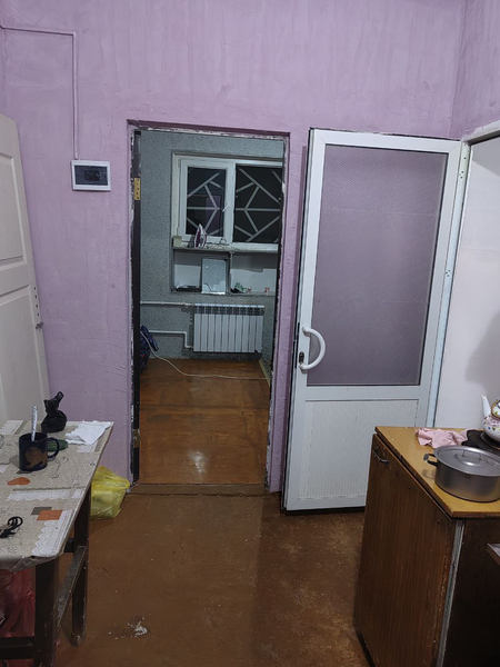 Срочно продам 1 комнатная квартира общежития 12000$