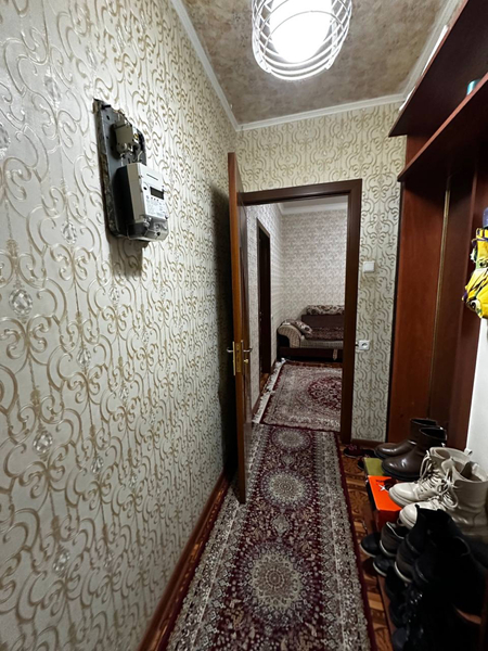 Ялангач Продается квартира 2/1/4 балкон 1.5*3 можно под ипотеку