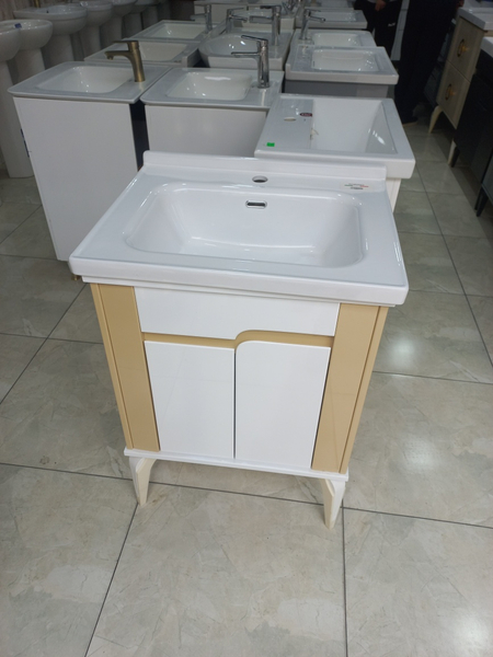 Vanna  uchun shkofla keng turdagi asartiment 850 000 somdan bowlanadie