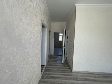 Продается недорого 2 дома. Не далеко от станции метро Чкалова. Ташкент