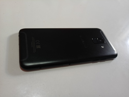 Samsung A6 сотилади