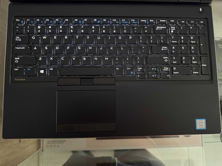 DELL Precision Intel Core i7-8850H озу16гб 256ssd Nvidio Quadro P2000