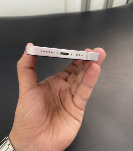 Phone 13 sotiladi 256gb 79% emkost