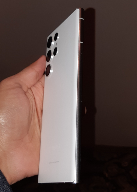 Samsung Galaxy S22ULRTA 12/512gb