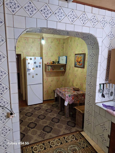 Подаётся своя 3/1/4 квартира 74 м2, Чиланзар-2 , ориентир кафе Нурхон