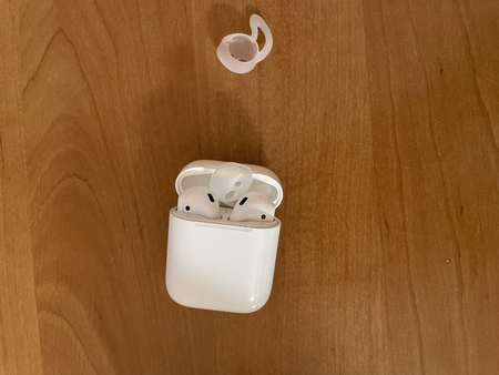 Apple Airpods 2 2022 года