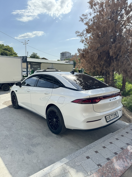Продается электромобиль GAC Aion S 580